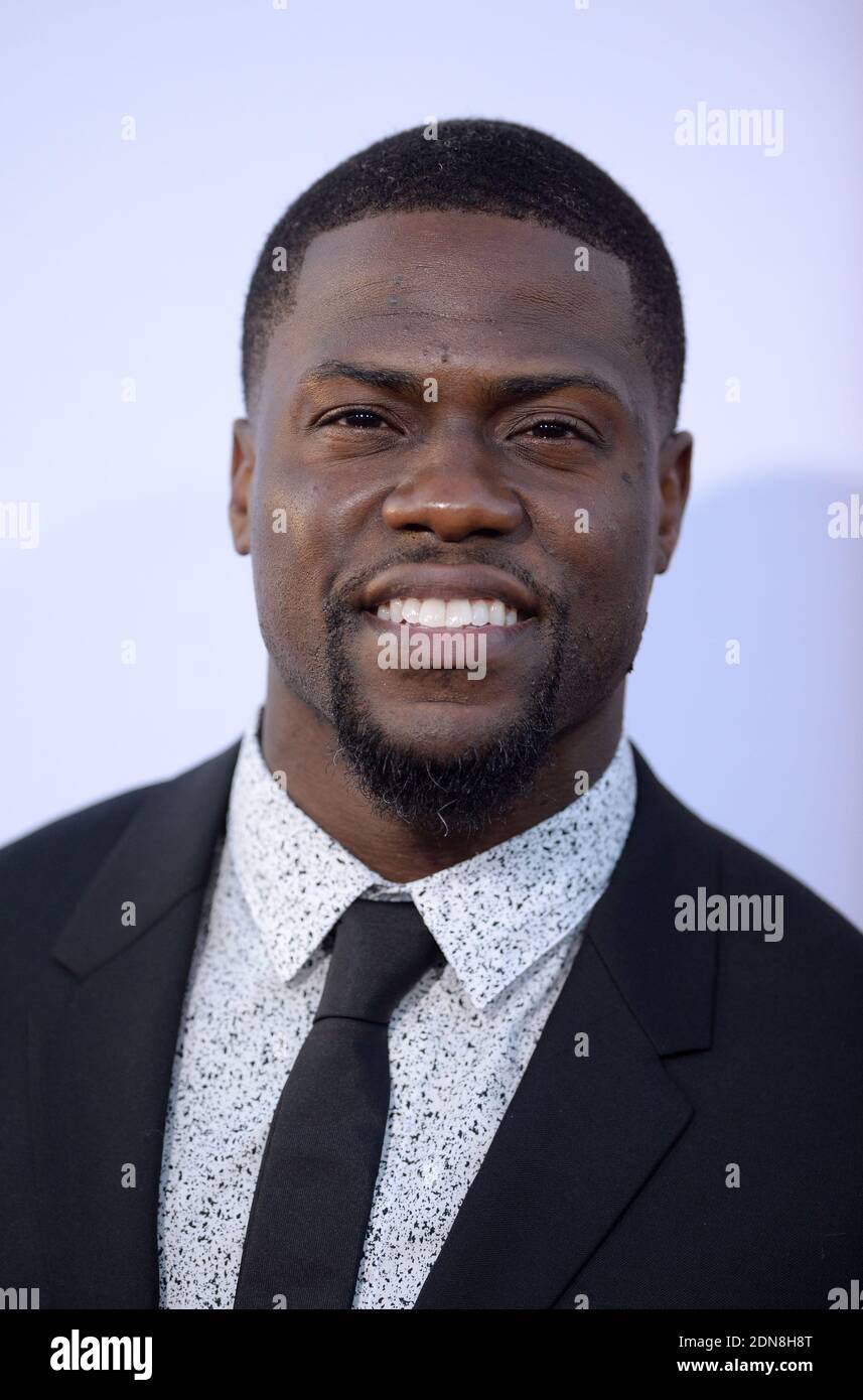 Kevin Hart attends the premiere of Warner Bros. Pictures Get Hard at ...