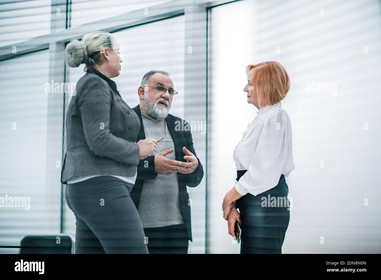 Close up senior businessman talking hi-res stock photography and images ...