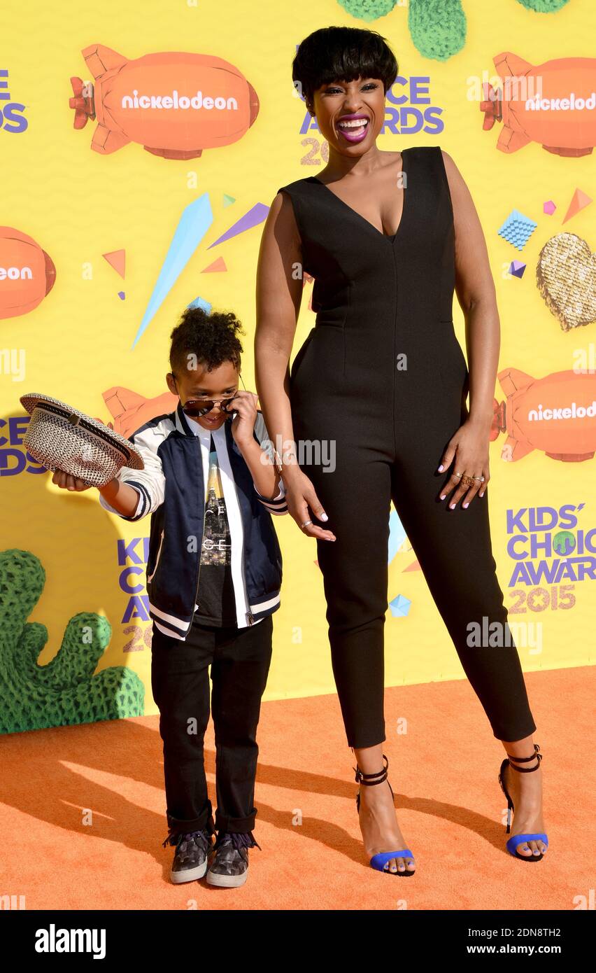 David Daniel Otunga, Jr. and Jennifer Hudson attend Nickelodeon's 28th ...