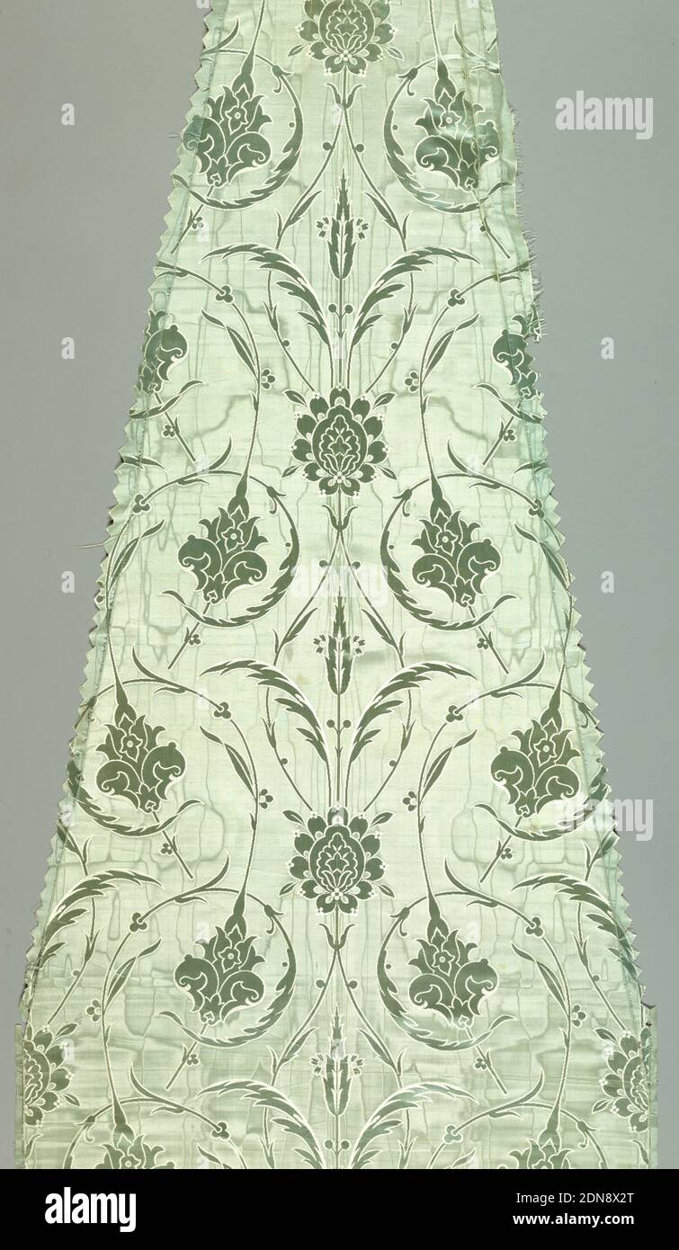 Moiré pattern dress hi-res stock photography and images - Alamy