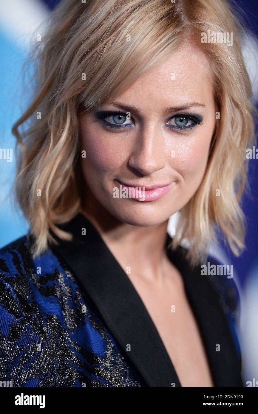 Beth behrs attends unite4 hi-res stock photography and images - Alamy