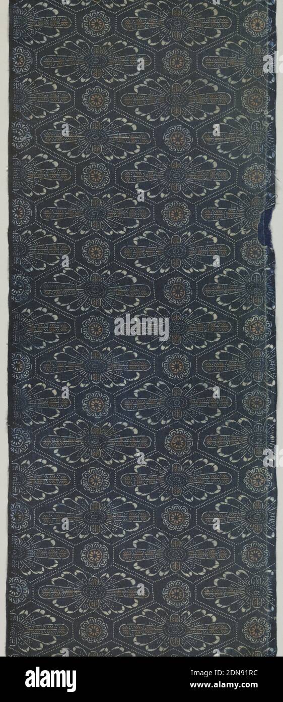 Forming overall pattern hi-res stock photography and images - Alamy