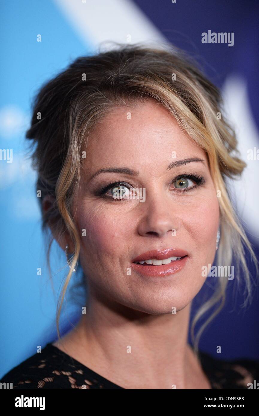 Christina applegate 2nd annual unite4 hi-res stock photography and ...