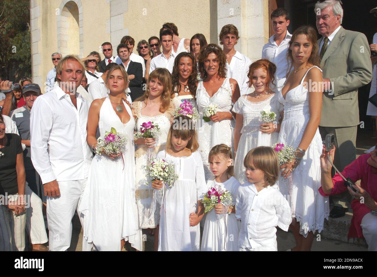 NO WEB NO APPS IN FRANCE UNTIL MARCH 25. File photo : French yachtwoman ...