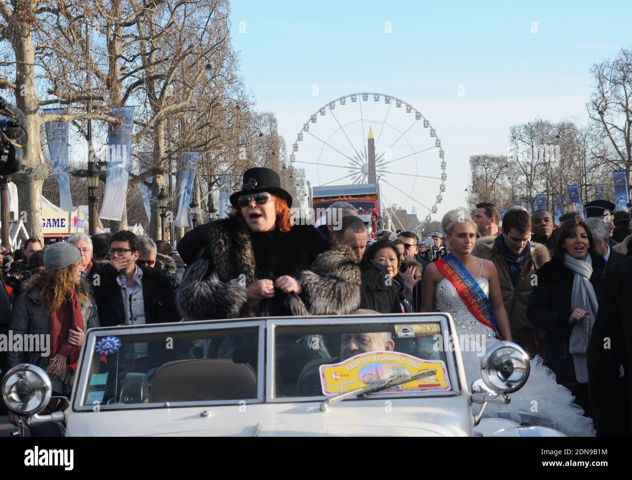 French singer regine hi-res stock photography and images - Alamy