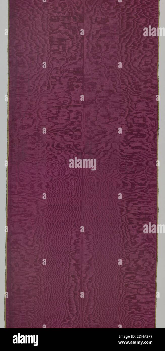 Fine symmetrical moire hi-res stock photography and images - Alamy