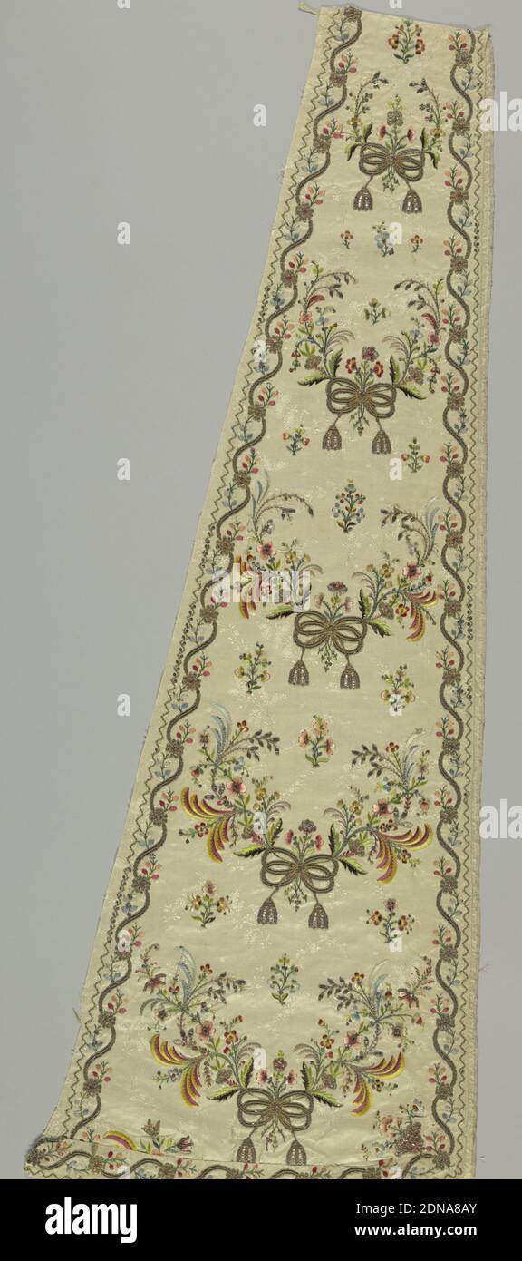 Metallic thread brocading hi-res stock photography and images - Alamy