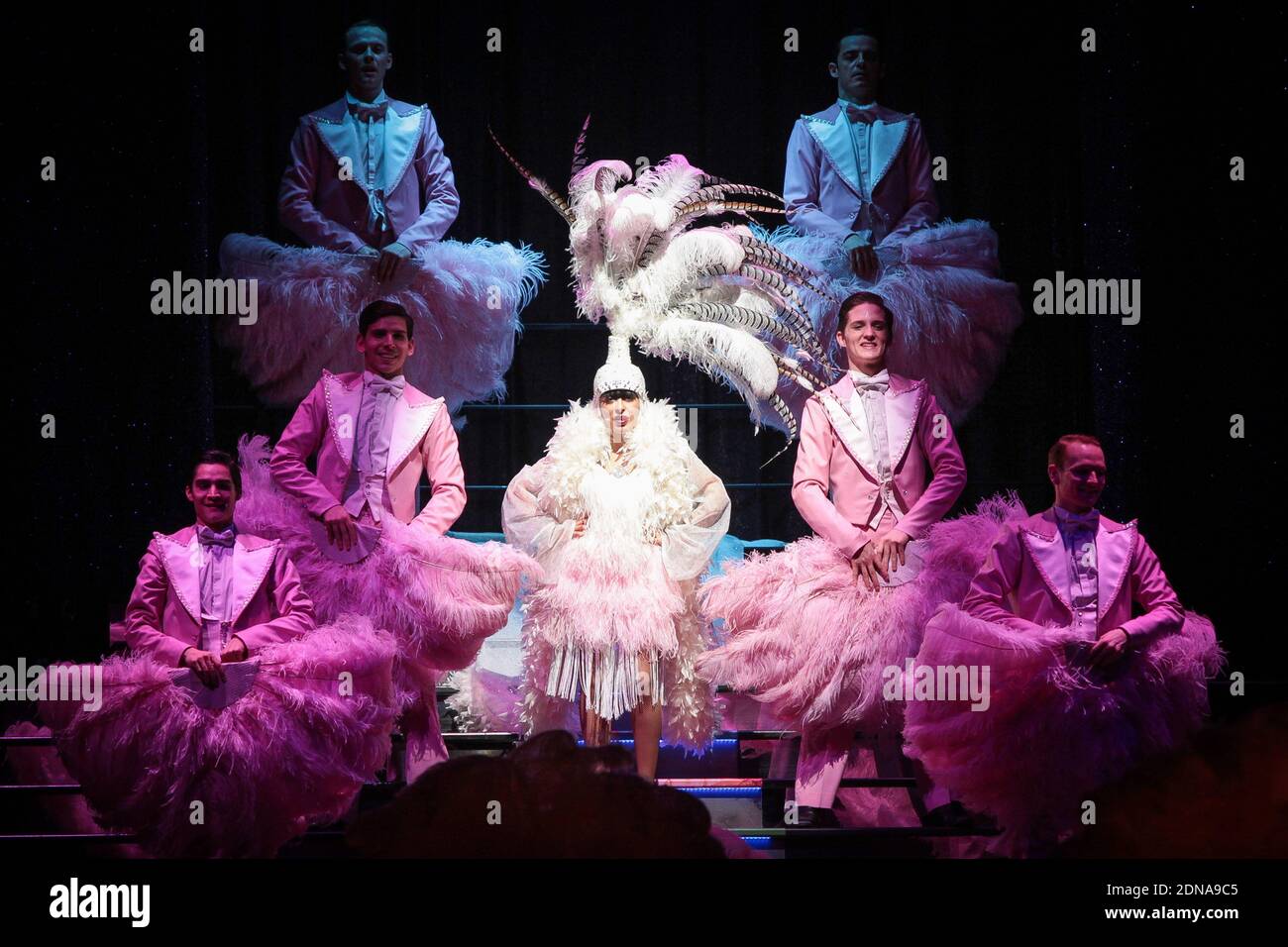 Années folles paris hi-res stock photography and images - Alamy