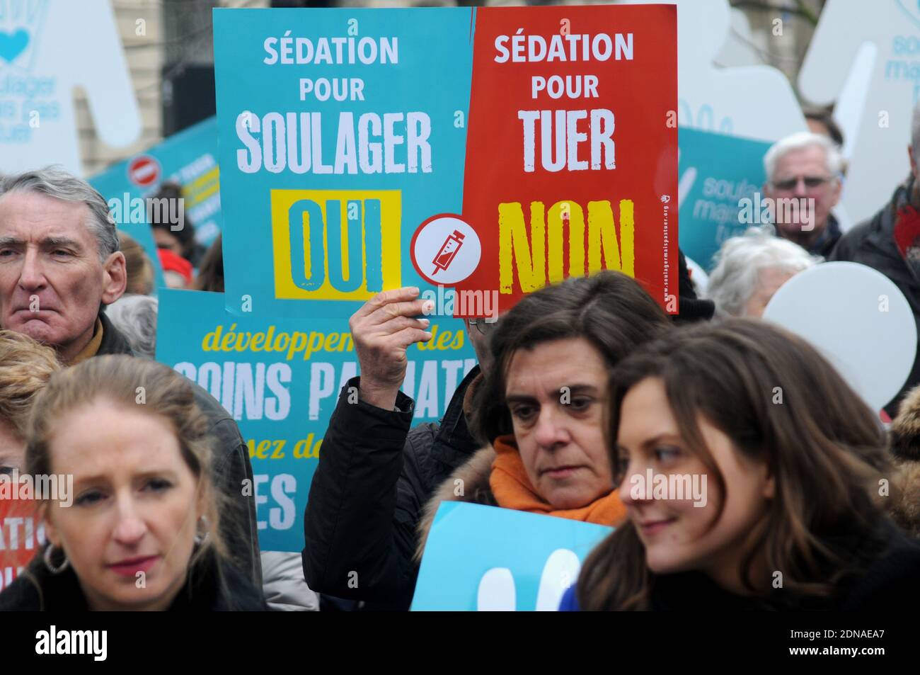 People demonstrate to protest against euthanasia and to ask for more ...