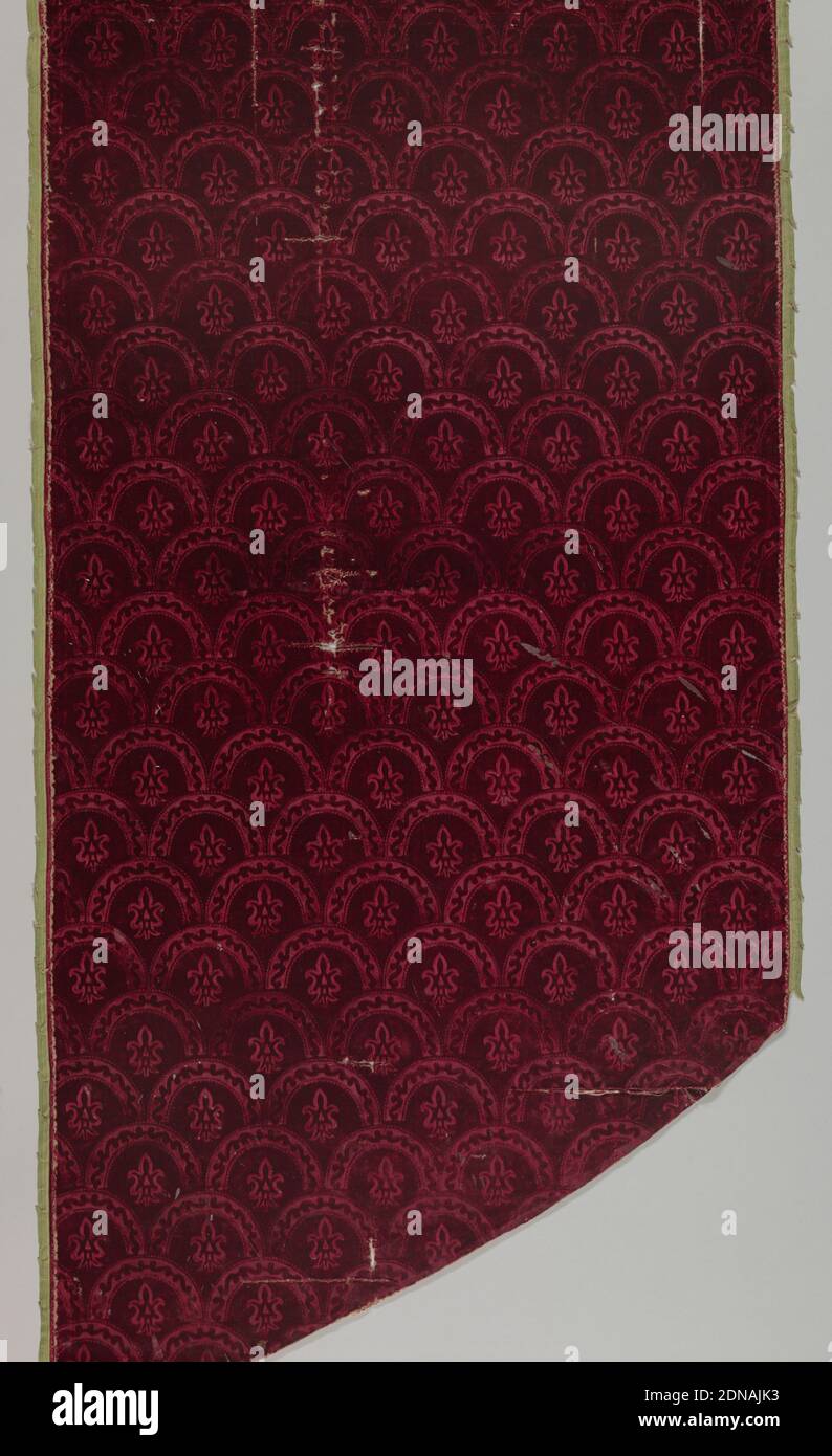 Imbricated pattern hi-res stock photography and images - Alamy