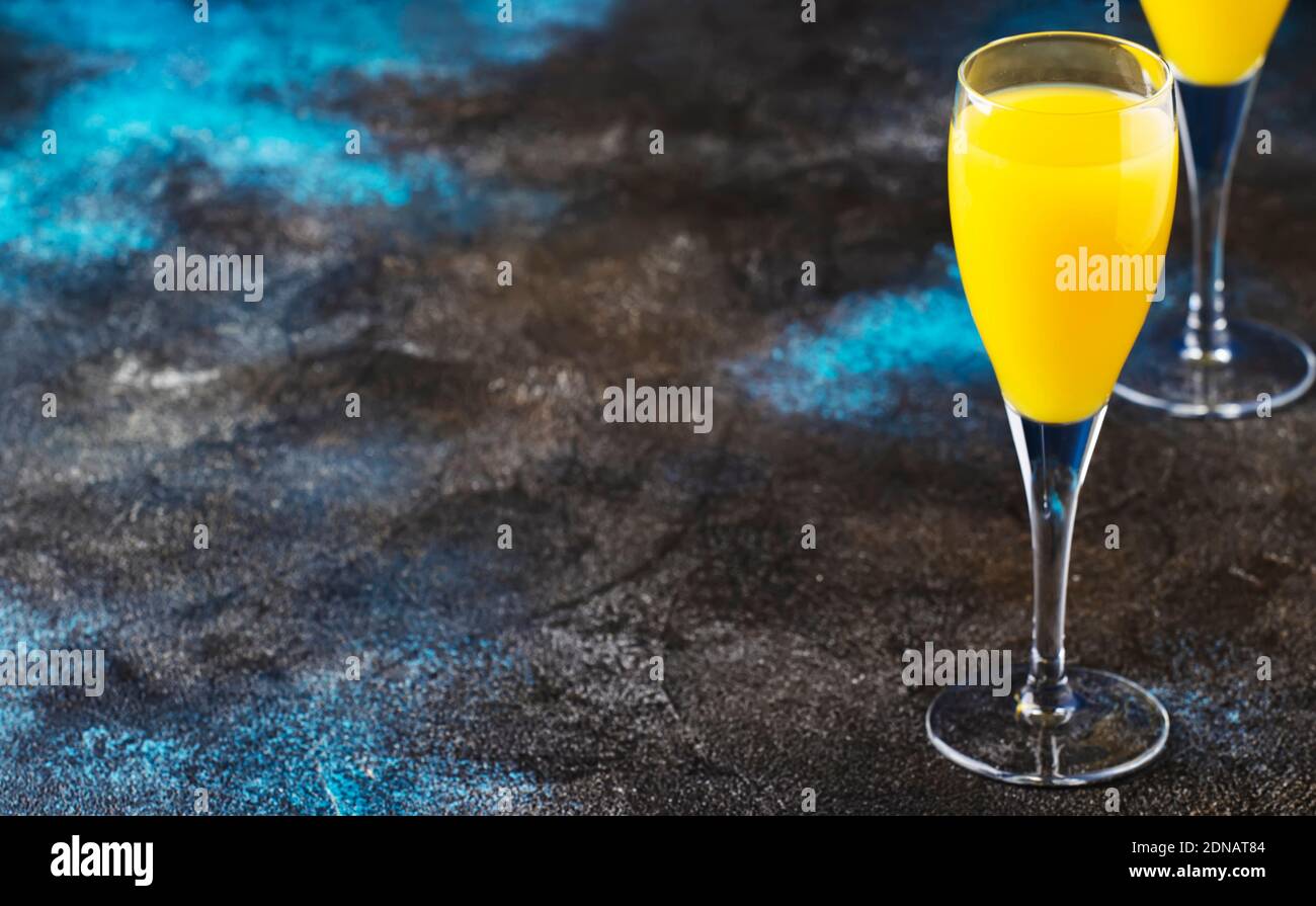 Mimosas cocktail hi-res stock photography and images - Alamy