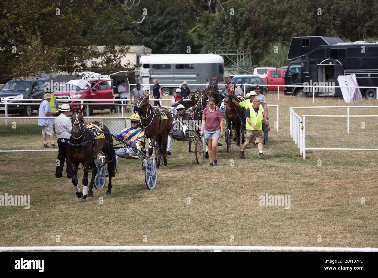 Horse Racing Trots and Harness Racing Stock Photo - Alamy