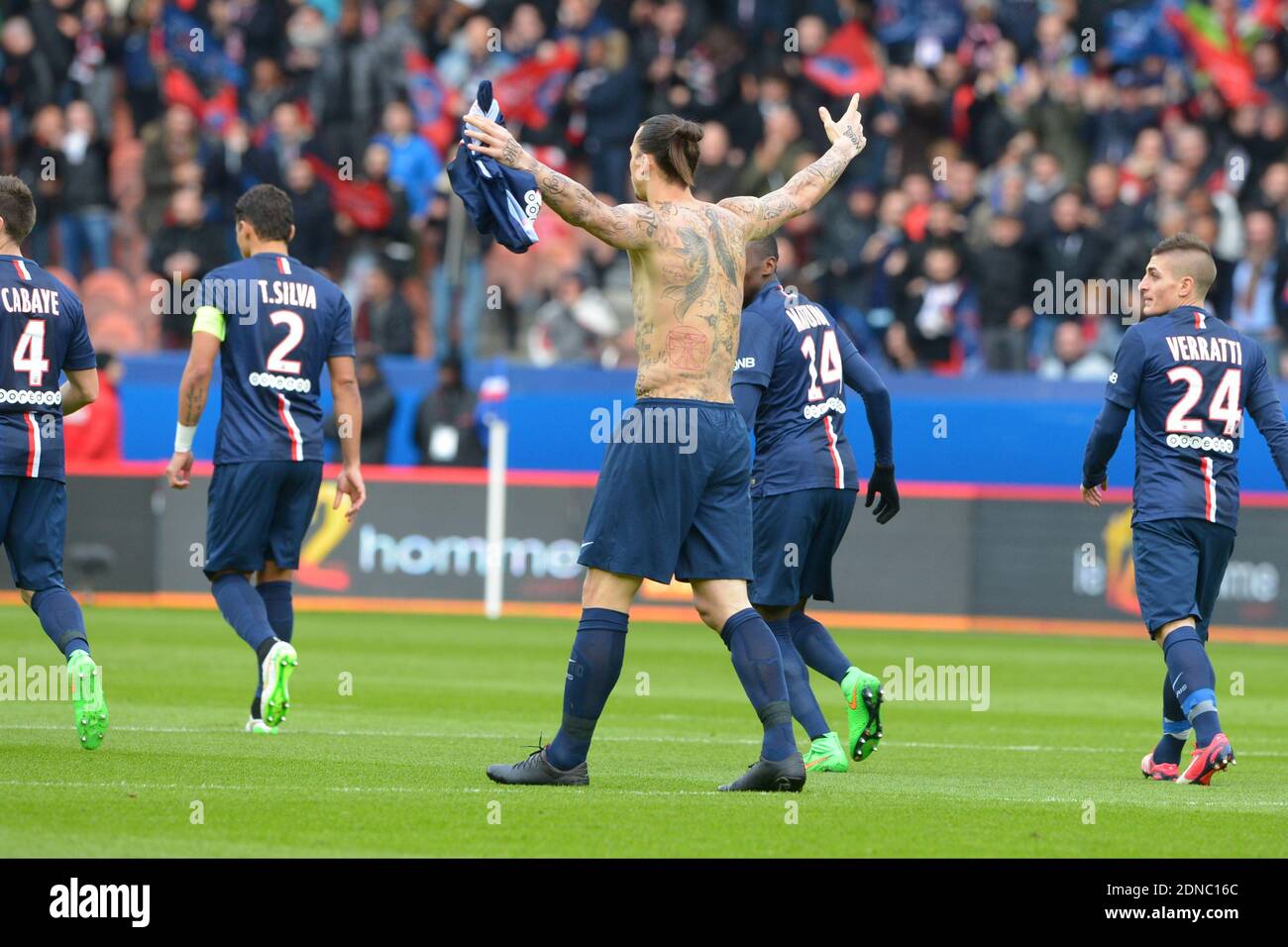 PSG's Zlatan Ibrahimovic showing his new tattoos after scoring the 1-0 ...