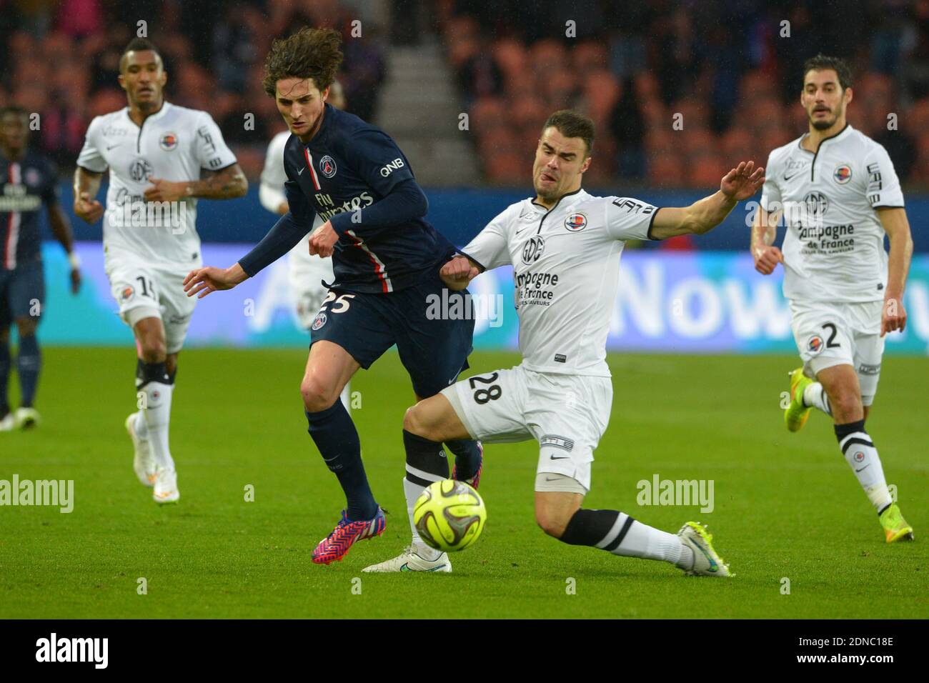 Damien da silva soccer match hi-res stock photography and images - Alamy