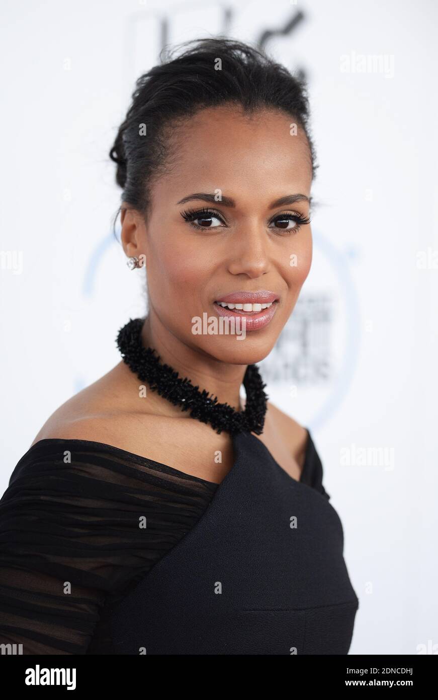 Kerry Washington arriving for the 2015 Film Independent Spirit Awards ...