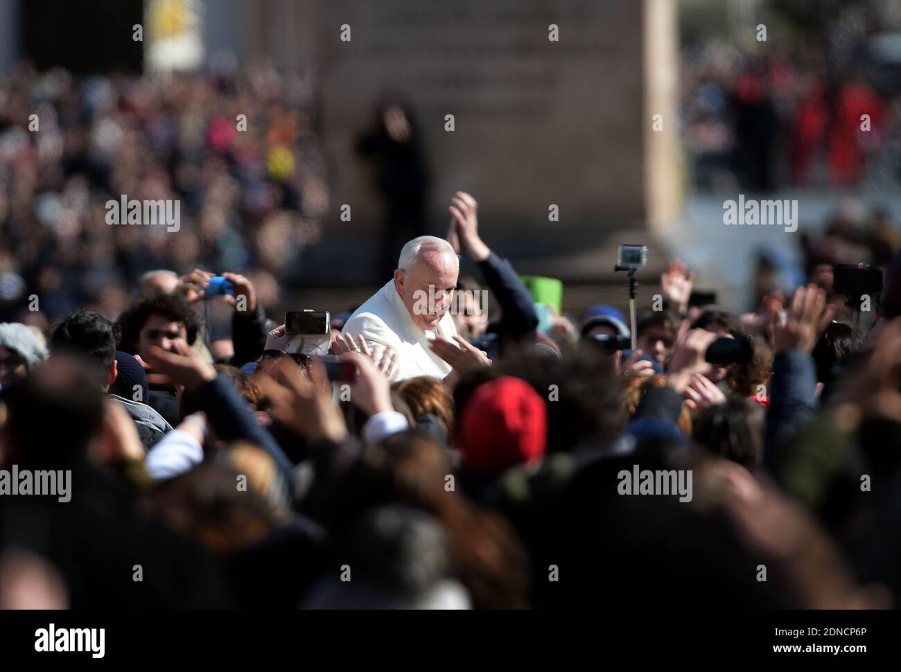 Communion and liberation hi-res stock photography and images - Alamy