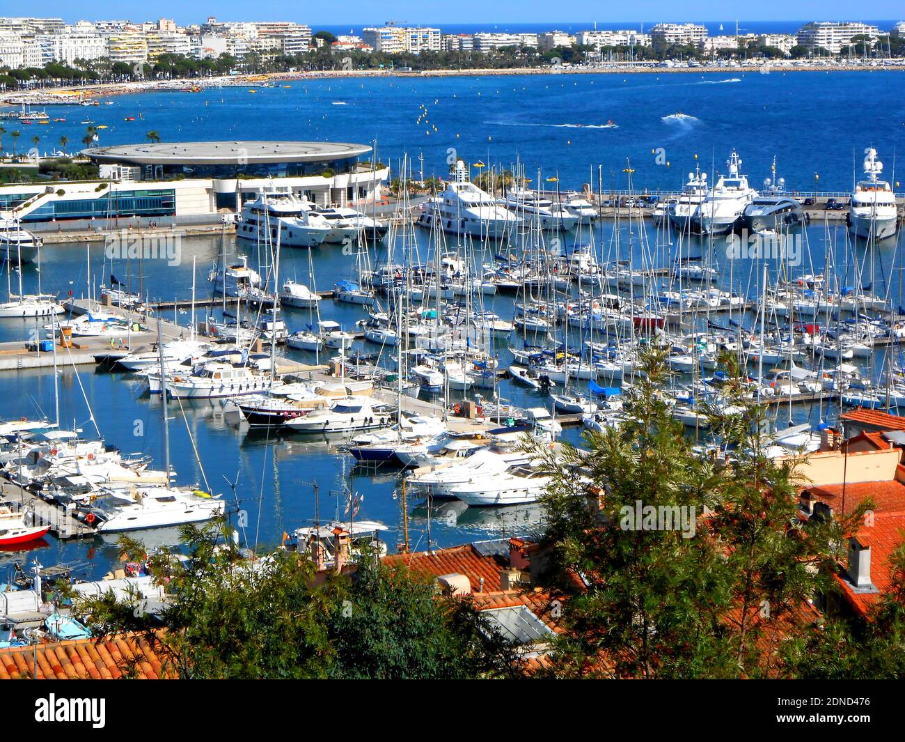 Cannes ecluse hi-res stock photography and images - Alamy