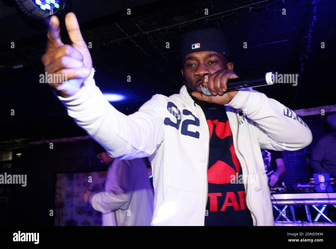 Exclusive - Passi performing during the 'La Plage' Club 20th ...