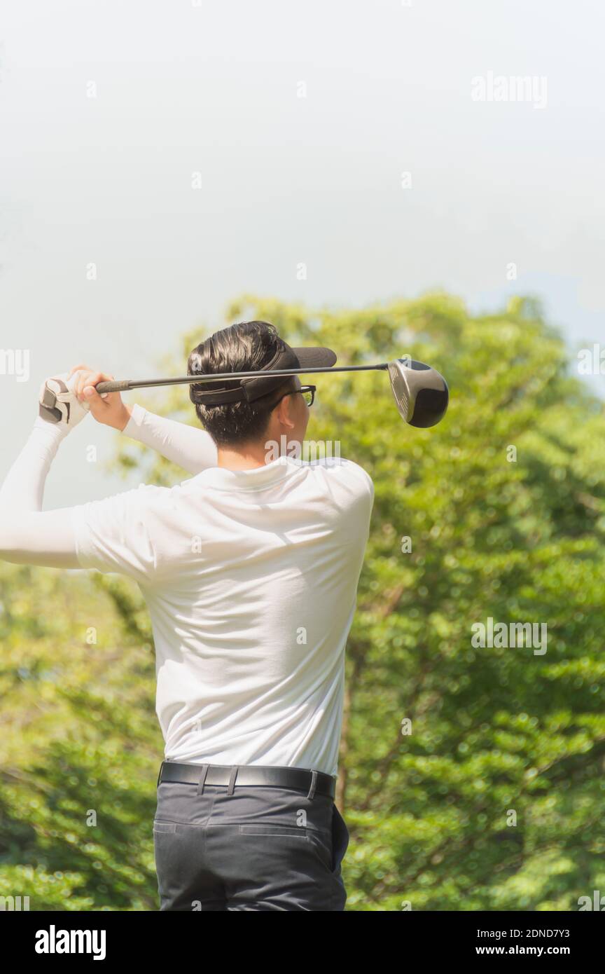 Three quarter golf swing hi-res stock photography and images - Alamy