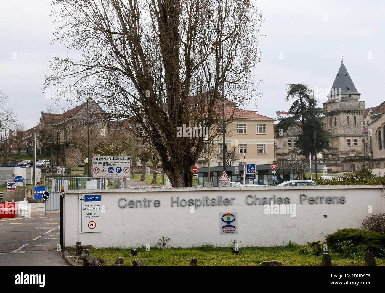 Charles Perrens psychiatric hospital where the mother number one ...