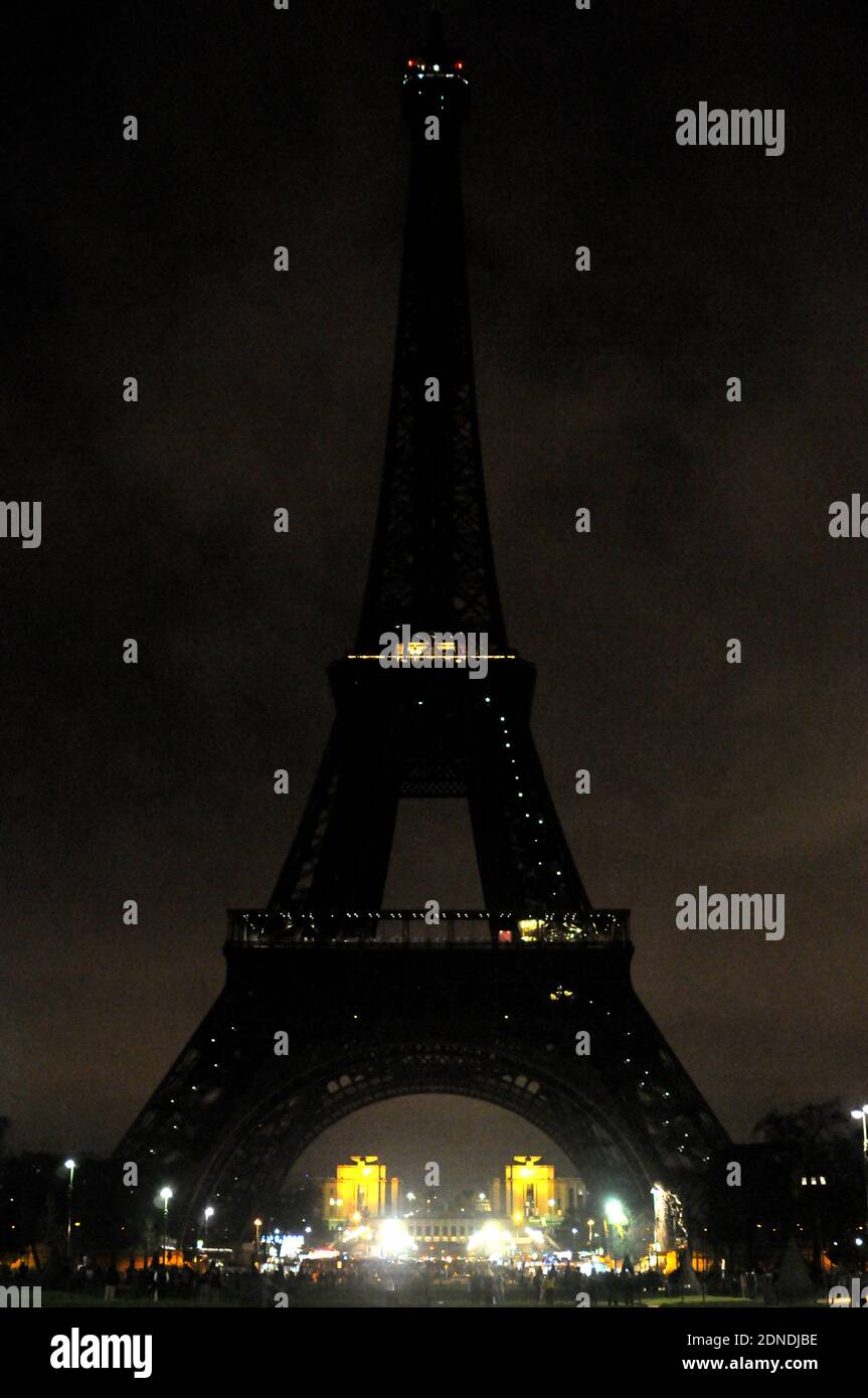 Landmarks around the world hi-res stock photography and images - Alamy