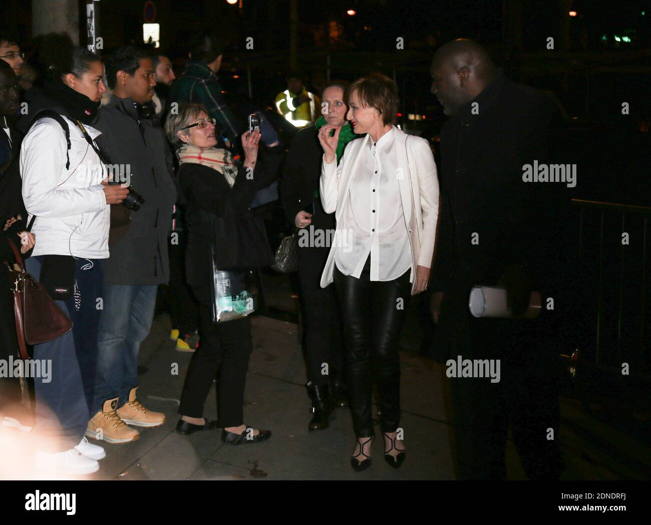 KRISTIN SCOTT THOMAS - ARRIVEES DEFILE GIORGIO ARMANI PRIVE HAUTE ...