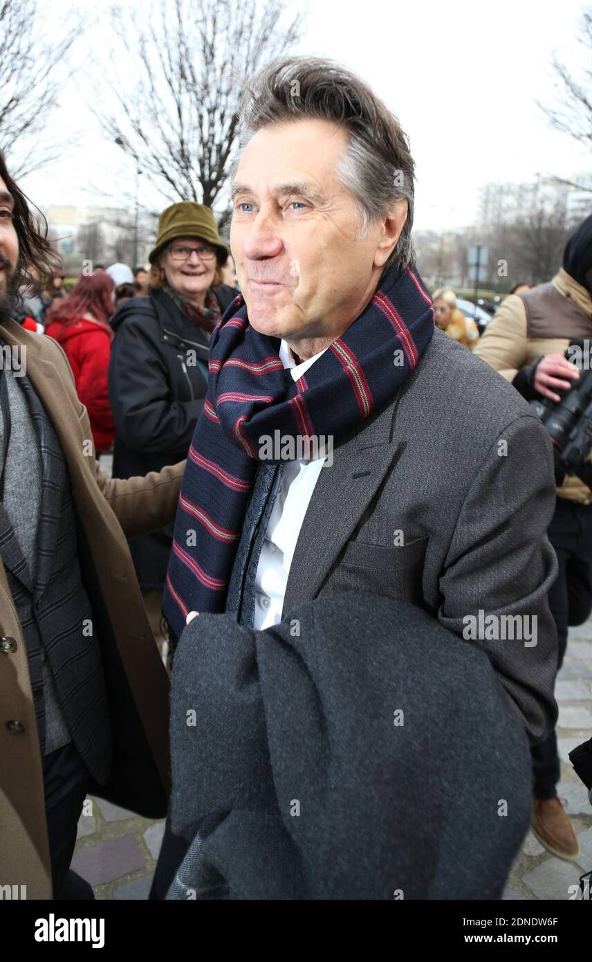 BRYAN FERRY - ARRIVEES DEFILE VUITTON HOMMES, AU PARC ANDRE CITROEN ...