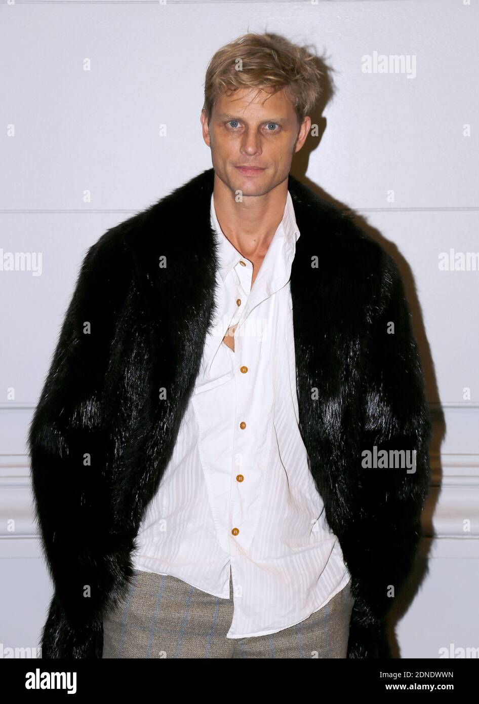 ARNAUD LEMAIRE - ARRIVEES DEFILE ALEXIS MABILLE HAUTE COUTURE FEMME ...