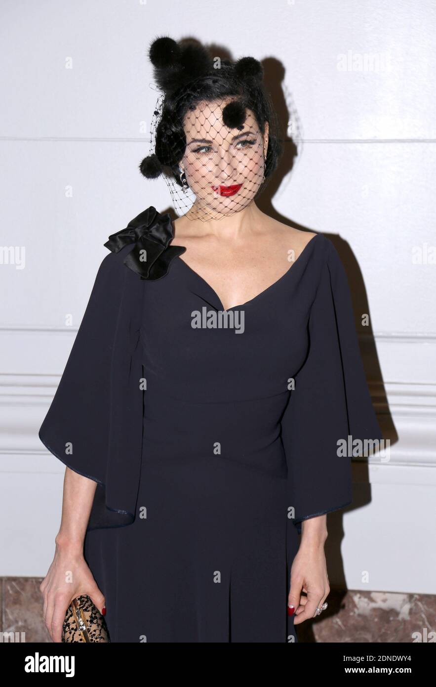 DITA VON TEESE - ARRIVEES DEFILE ALEXIS MABILLE HAUTE COUTURE FEMME ...