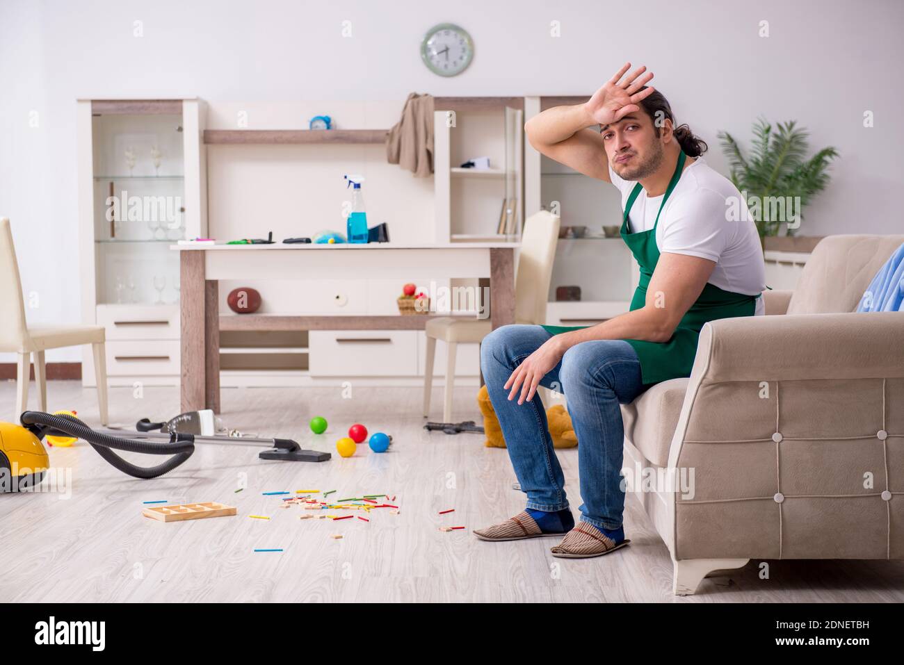 Children party after mess hi-res stock photography and images - Alamy