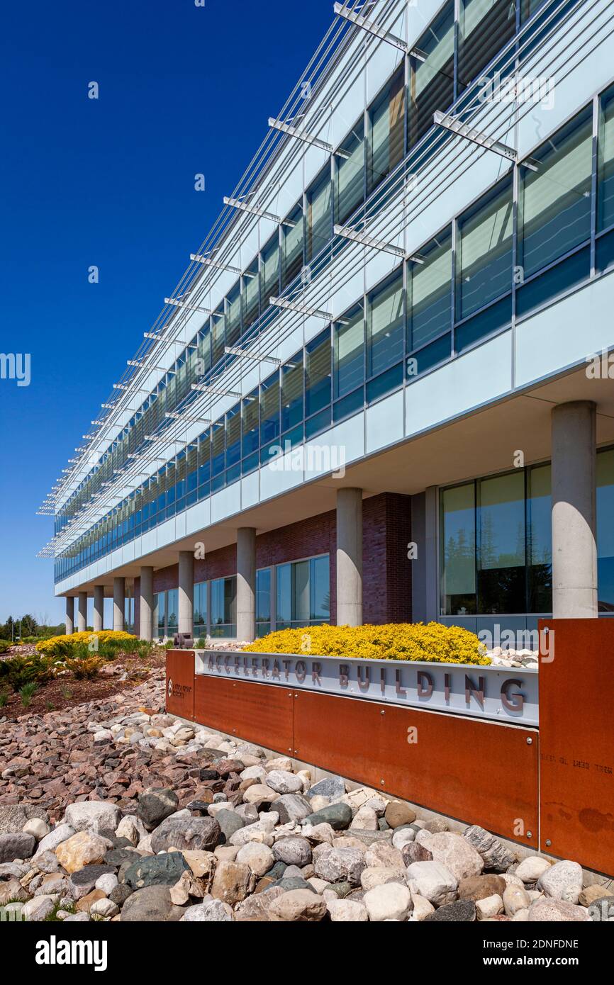 Waterloo campus hi-res stock photography and images - Alamy