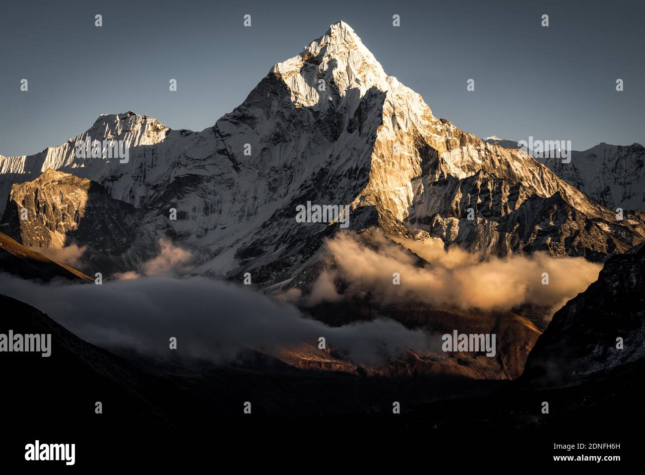 Mist shrouded mountain peak hi-res stock photography and images - Alamy