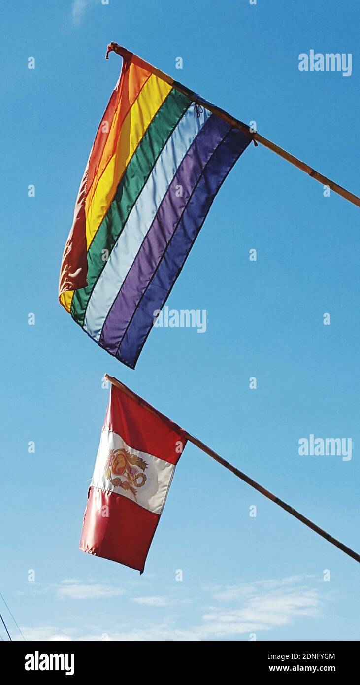 Peruvian flag waving hi-res stock photography and images - Alamy