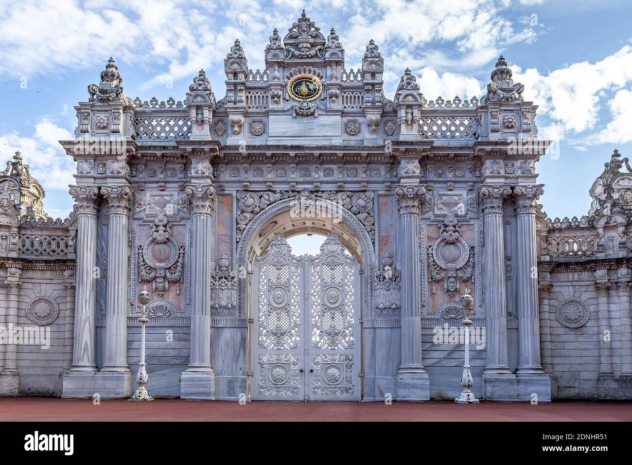 dolmabahce palace entrance Stock Photo - Alamy