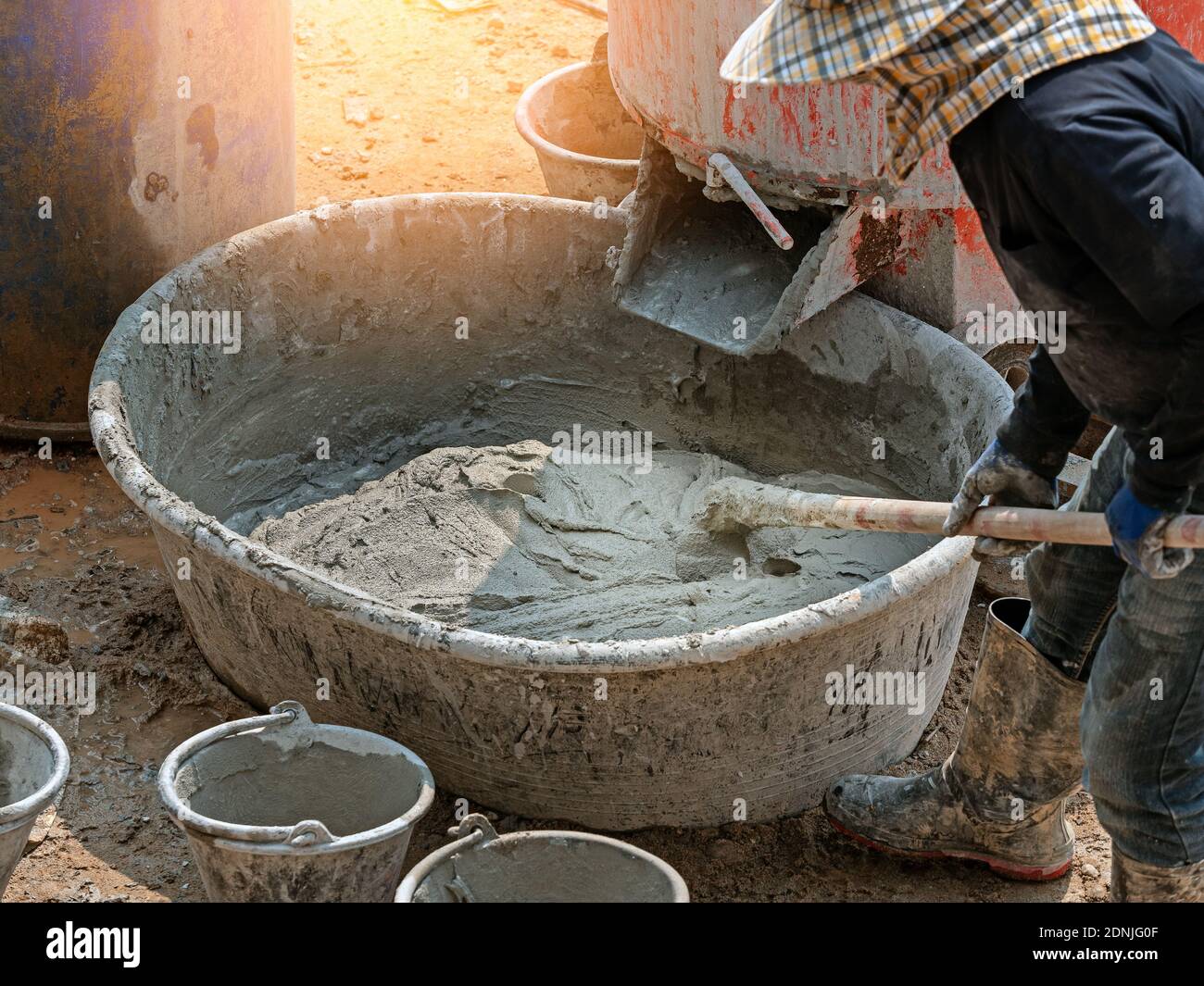 Cement in container hi-res stock photography and images - Alamy