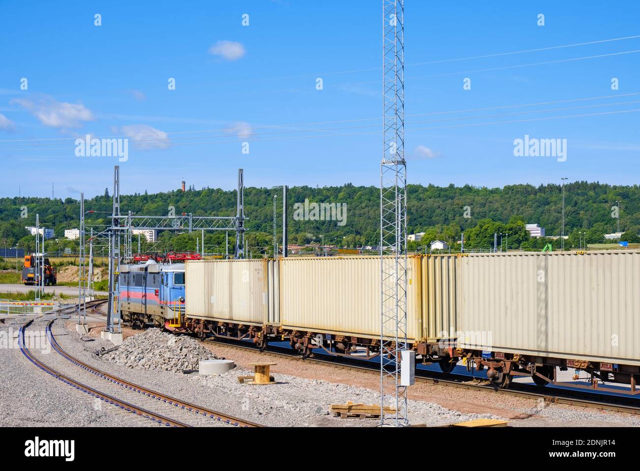 Cable wagons hi-res stock photography and images - Alamy