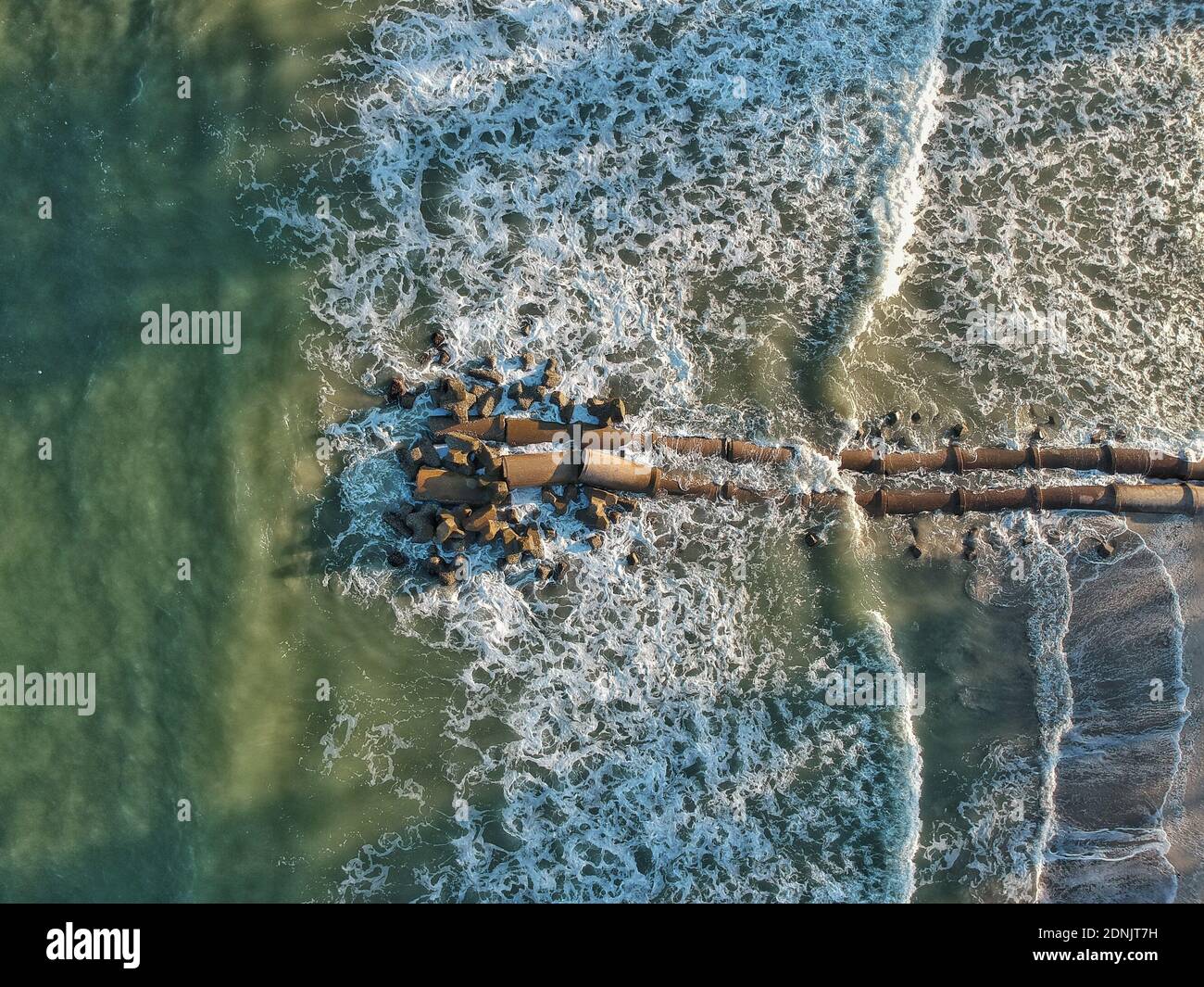 Groyne aerial hi-res stock photography and images - Alamy