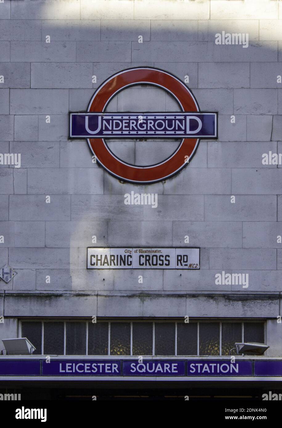 Leicester road sign hi-res stock photography and images - Alamy