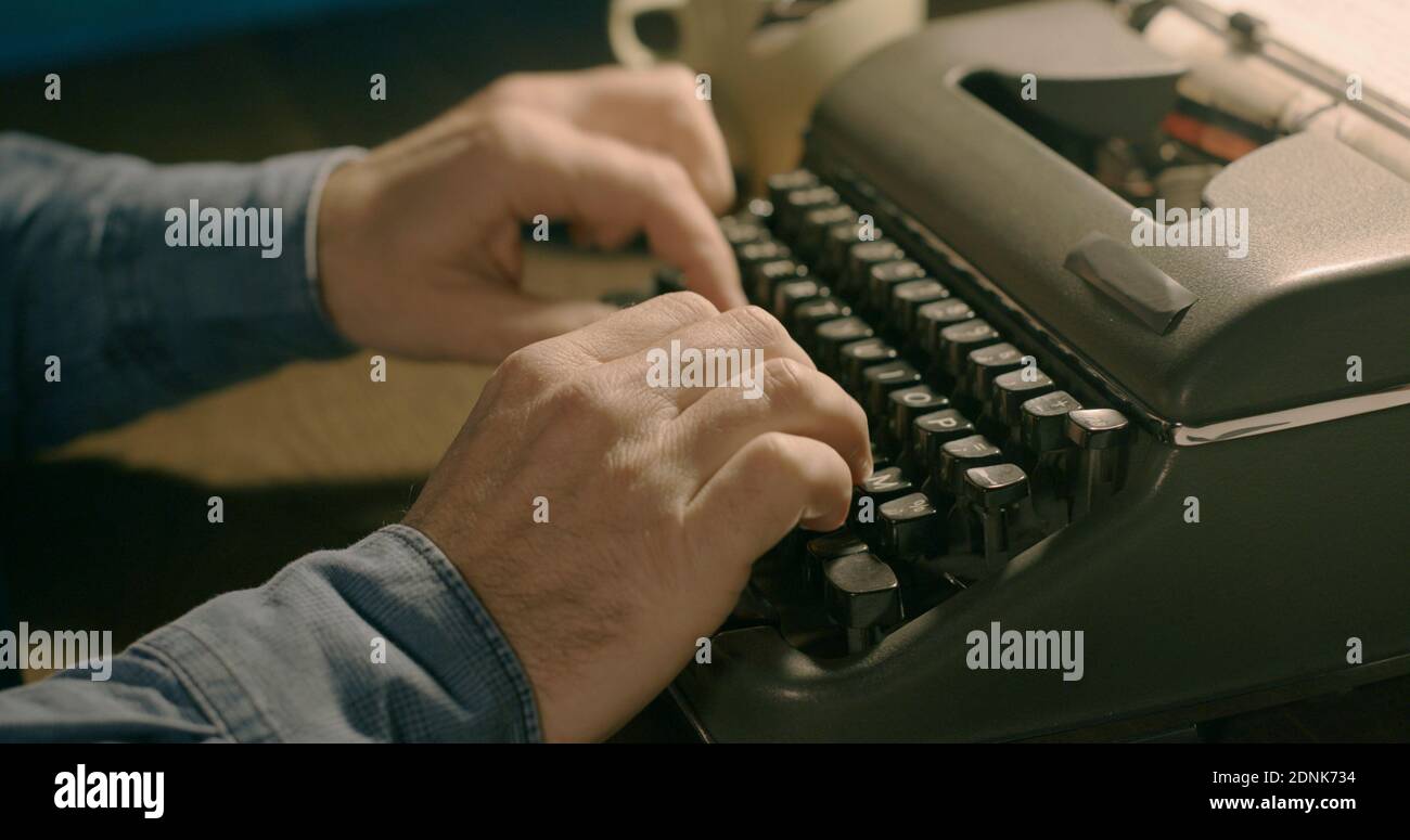 1960's office typing hi-res stock photography and images - Alamy