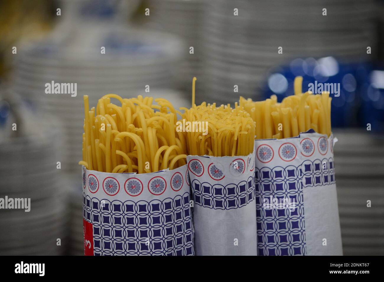 Packet Of Spaghetti High Resolution Stock Photography and Images - Alamy