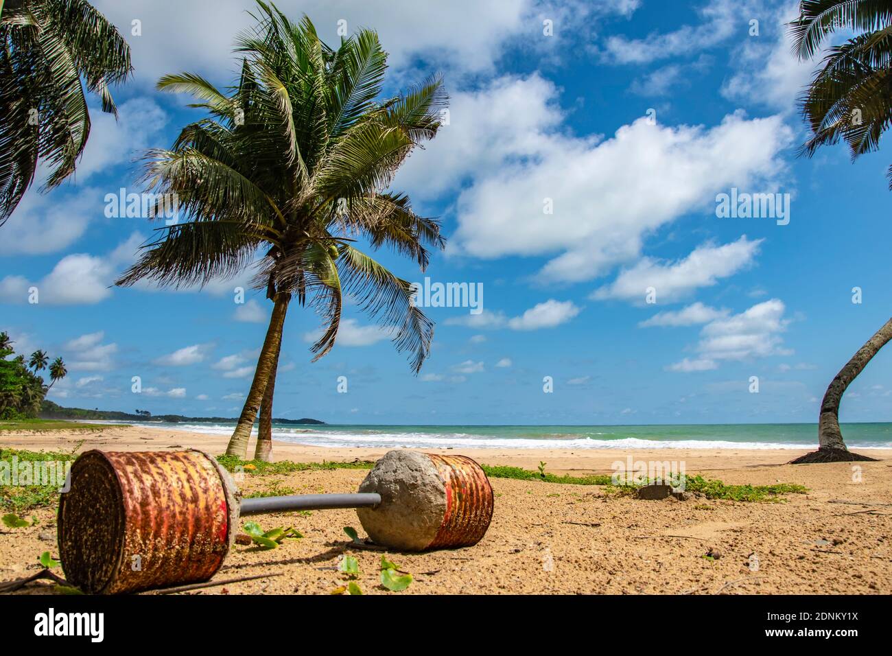Beach axim ghana hi-res stock photography and images - Alamy