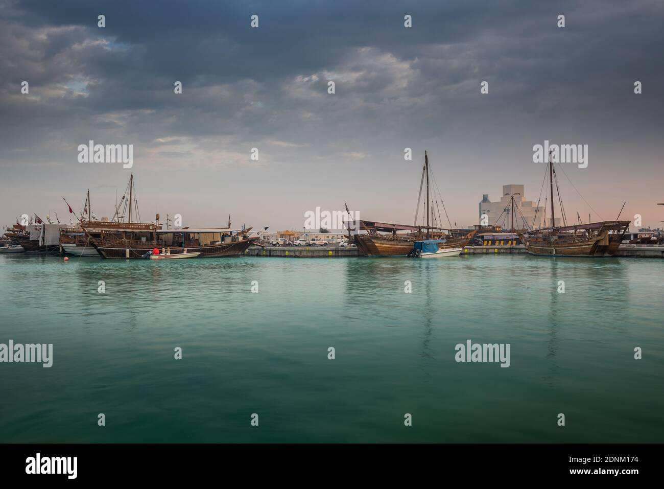 Doha corniche qatar hi-res stock photography and images - Alamy