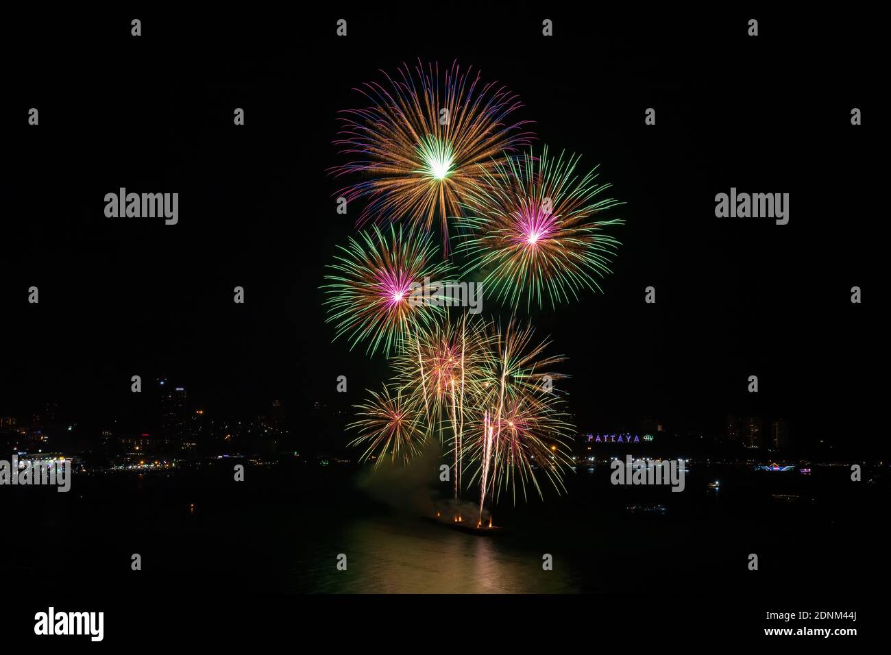 Pattaya thailand party hi-res stock photography and images - Alamy