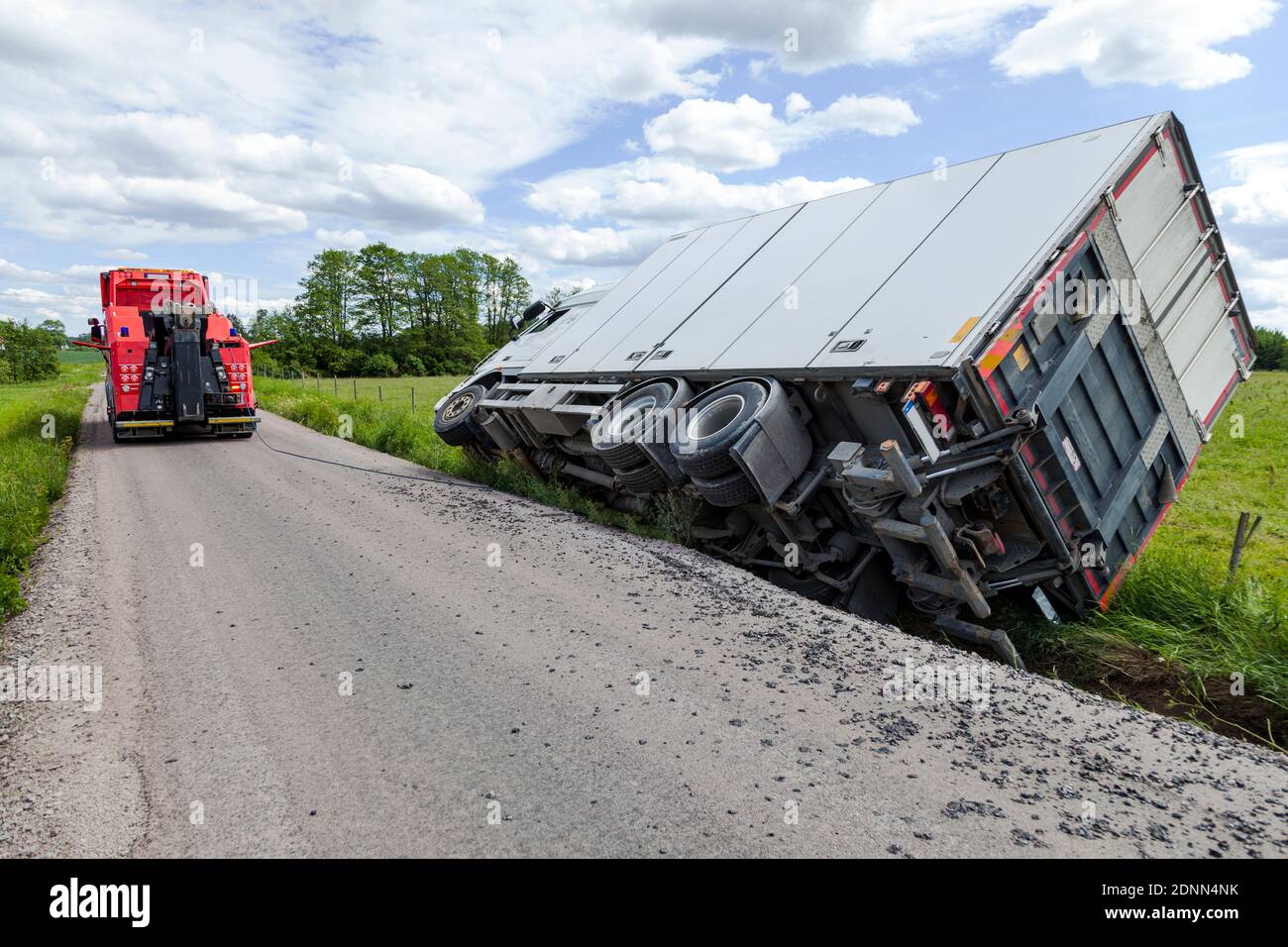 Lorry on its side hi-res stock photography and images - Alamy