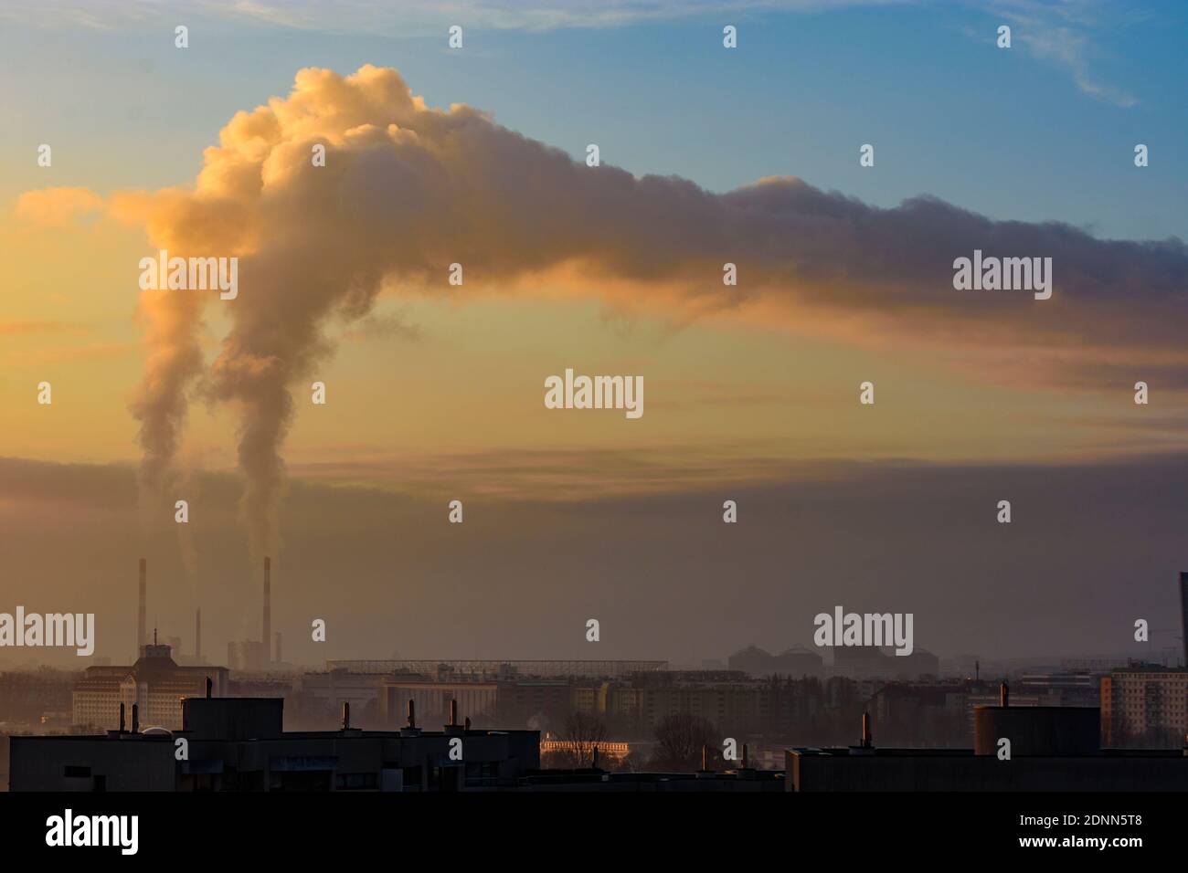 Power station simmering of company wien energie in 11 simmering hi-res ...
