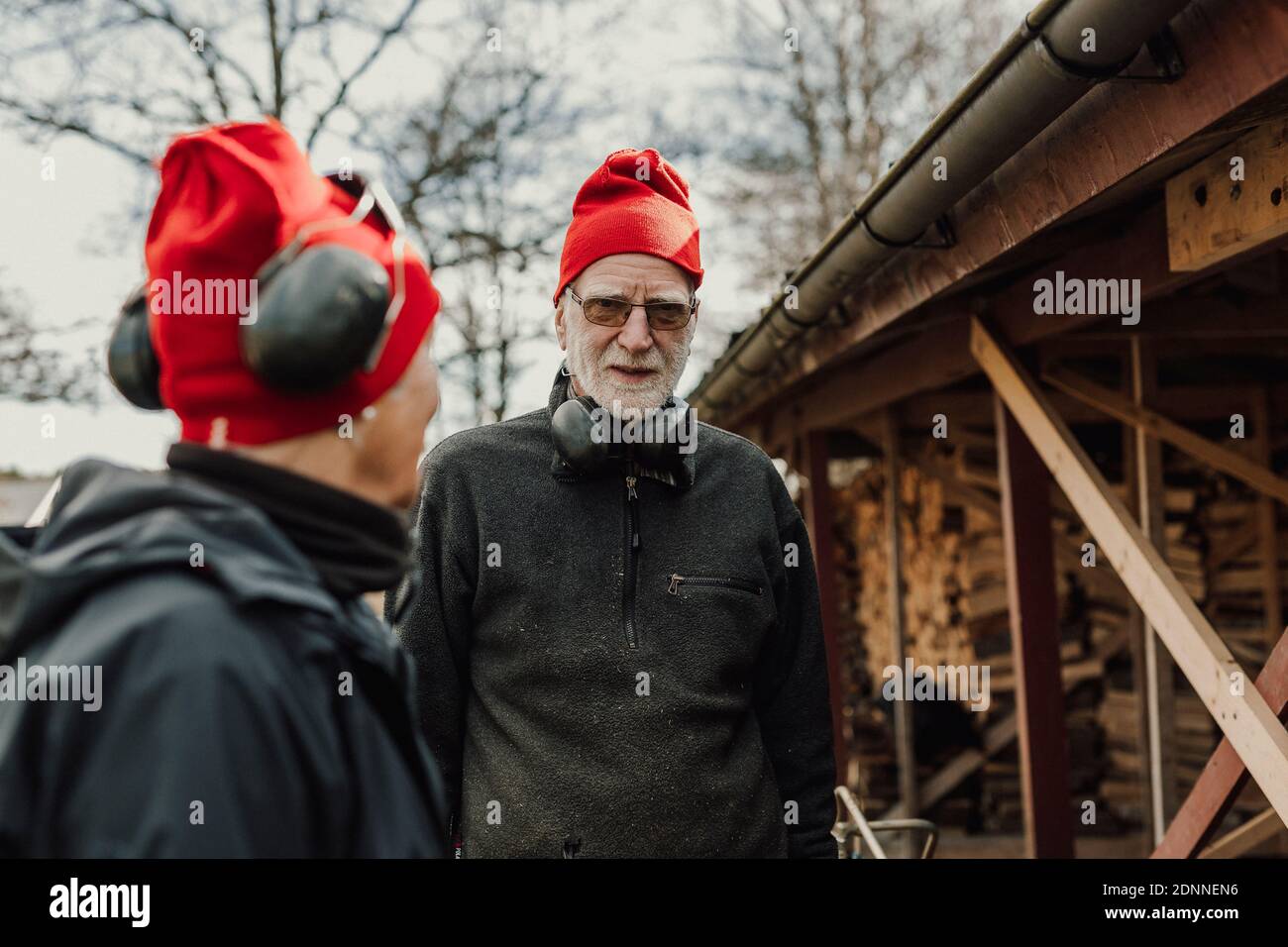 Old man in shed hi-res stock photography and images - Alamy