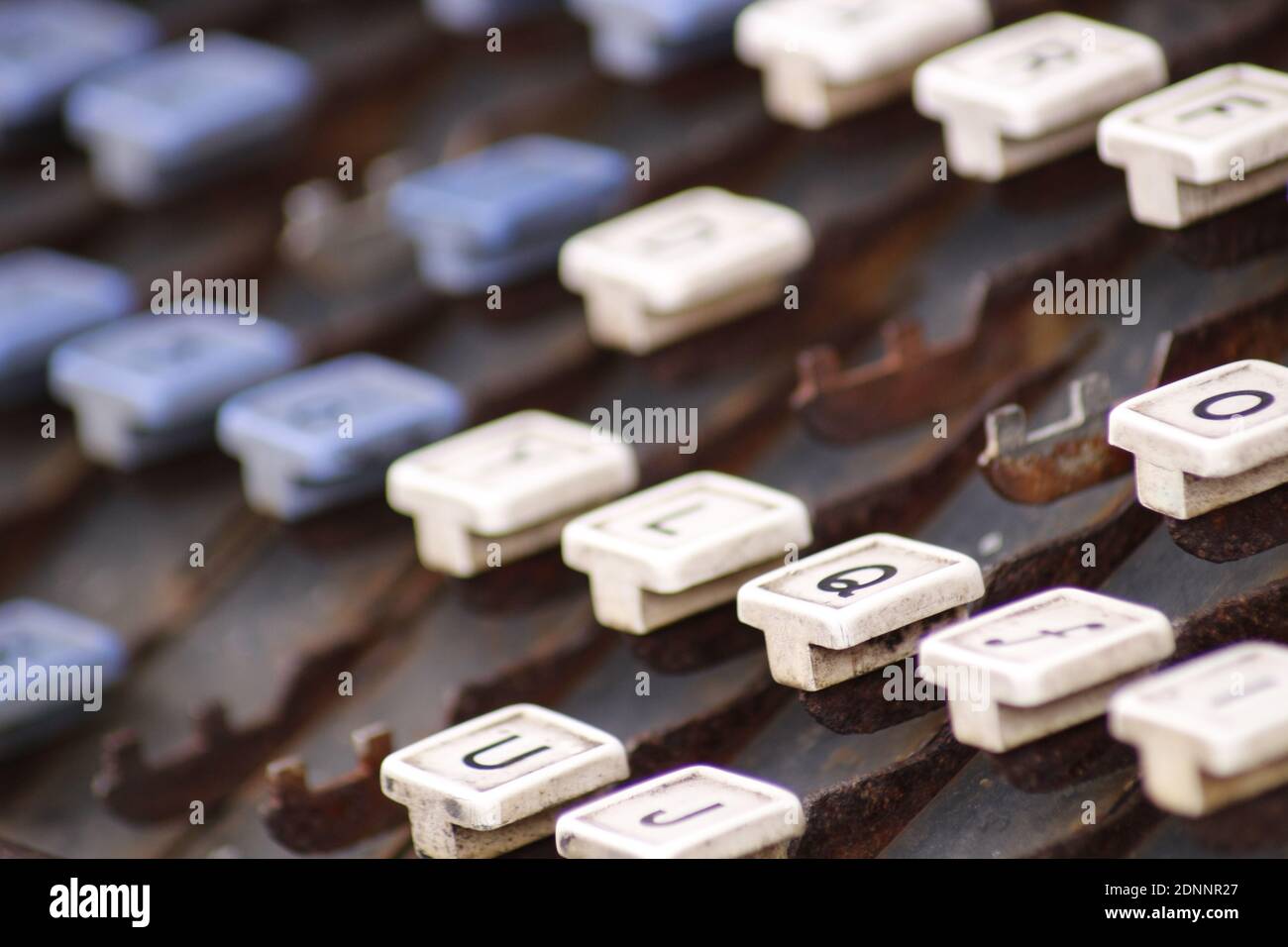 Key missing keyboard hi-res stock photography and images - Alamy