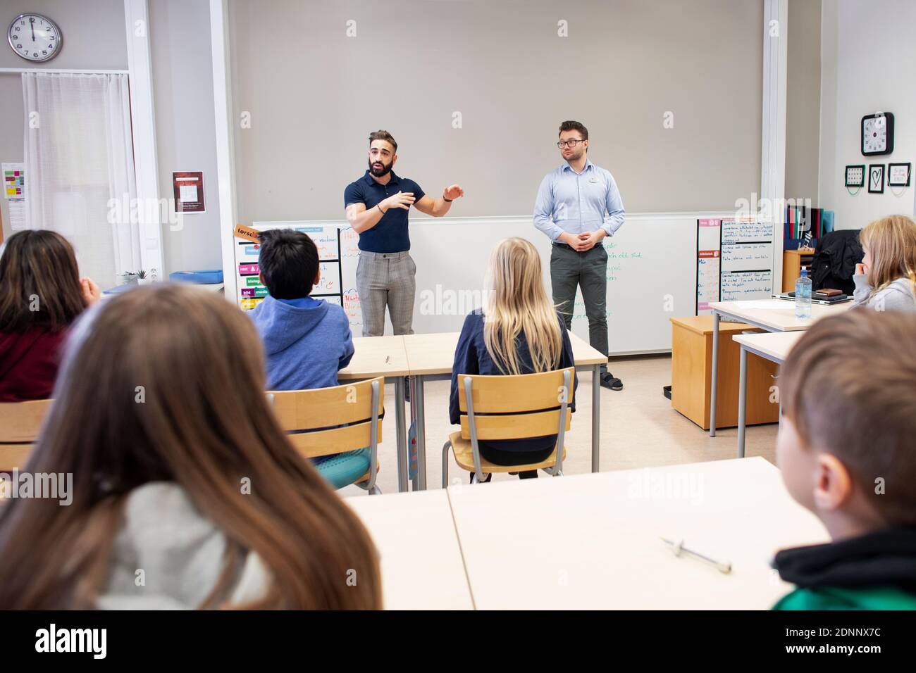 Adult classroom hi-res stock photography and images - Alamy