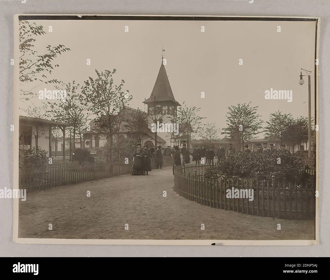 Protestant and catholic church hi-res stock photography and images - Alamy