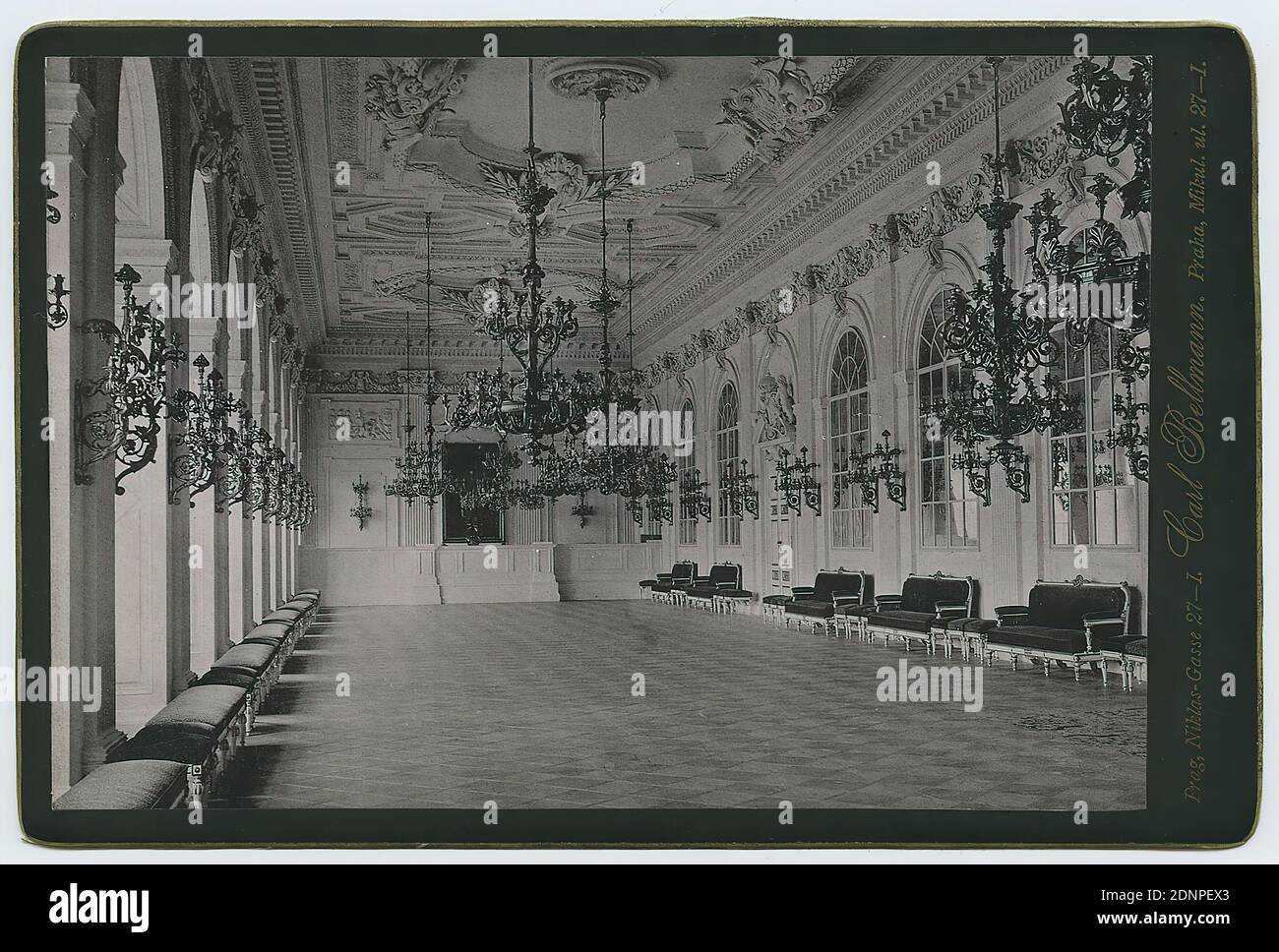 German hall hi-res stock photography and images - Alamy